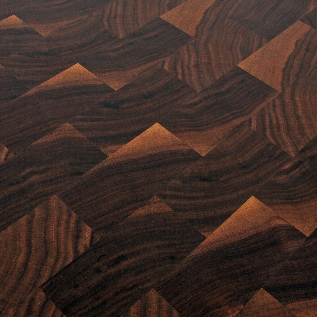 Walnut - Carolina Cut 16" x 22" x 2" - Lone Star Artisans